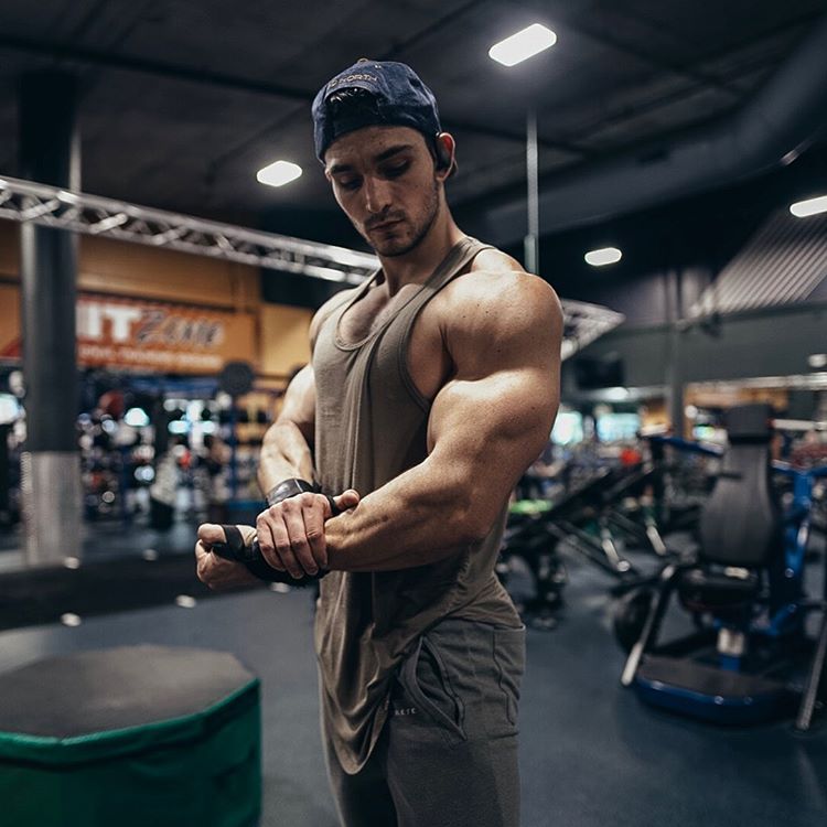 Muscle, Muscle, Muscle: Justin Howells