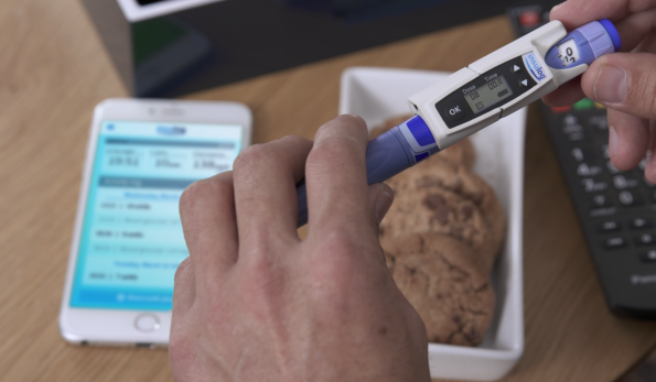 Insulog - New smart snap-on insulin tracker for diabetics - Tech News 24h
