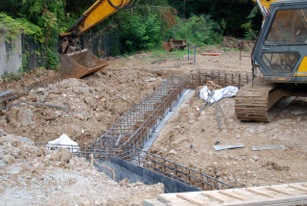 Modern House Build In Surrey: Day 48 - Steel reinforcement for the ring ...