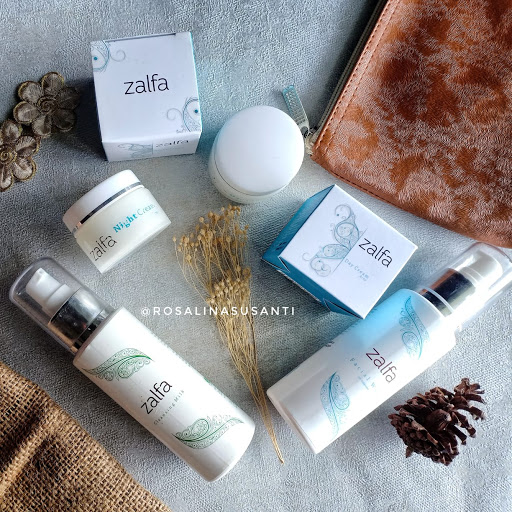Review Zalfa Miracle Acne Series | Rosa Bercerita
