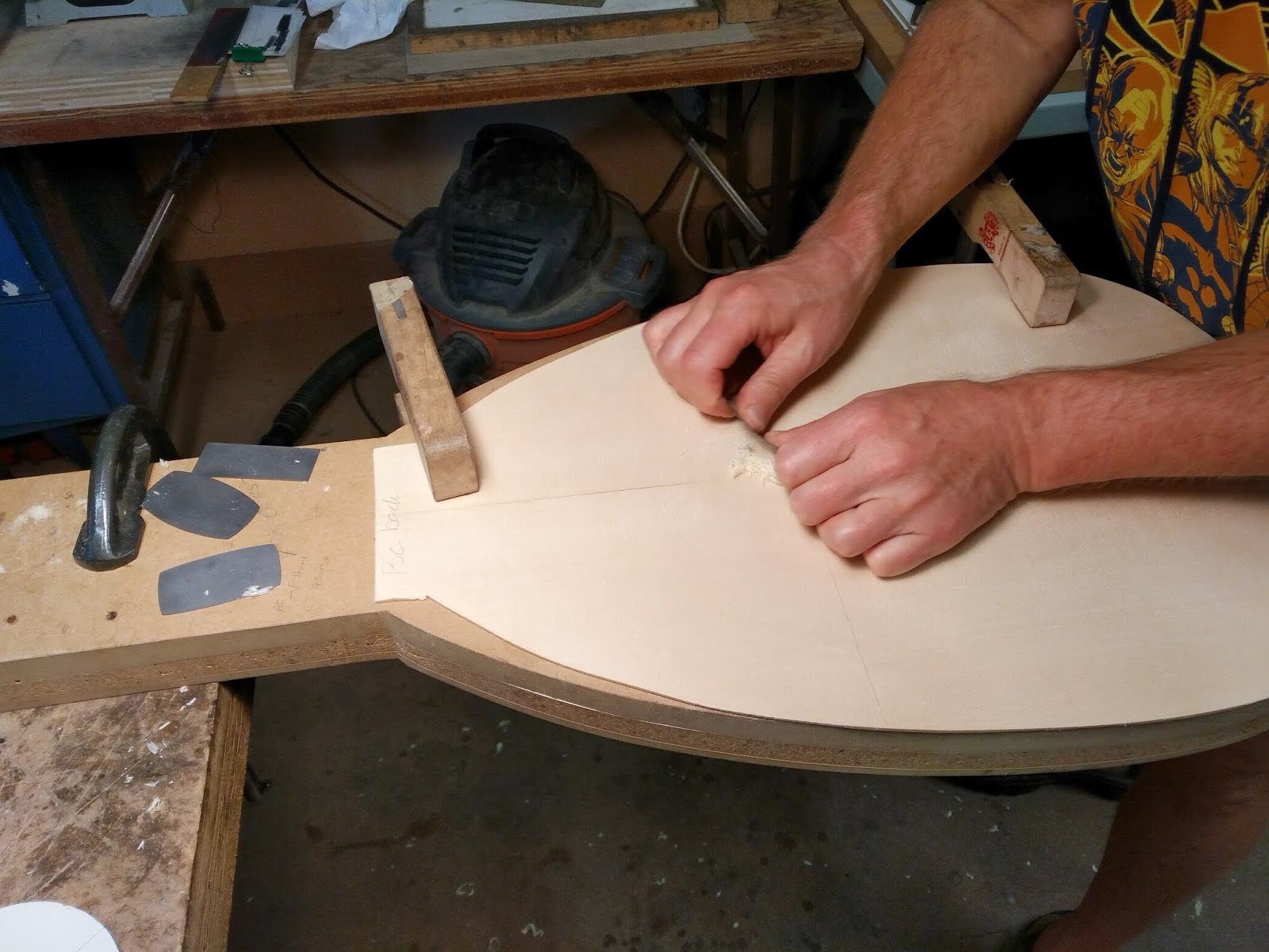 The Lute's Progress,: Building a 13 Course Lute, Start to Finish, 6 ...