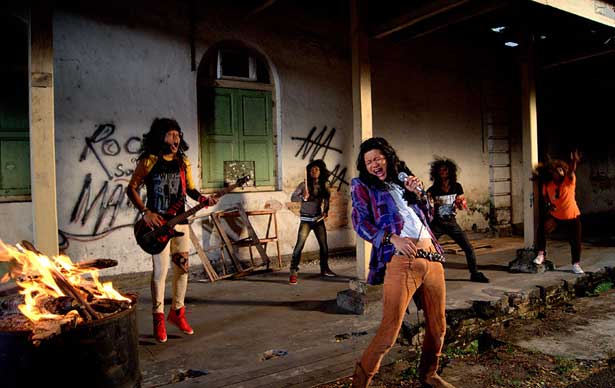 Nizam Malek Blog: Review : Rock Oo! Rimba Bara Kembali