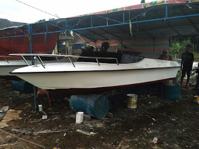 Galangan Speed Boat Penumpang Tangerang - Bengkel Fiberglass