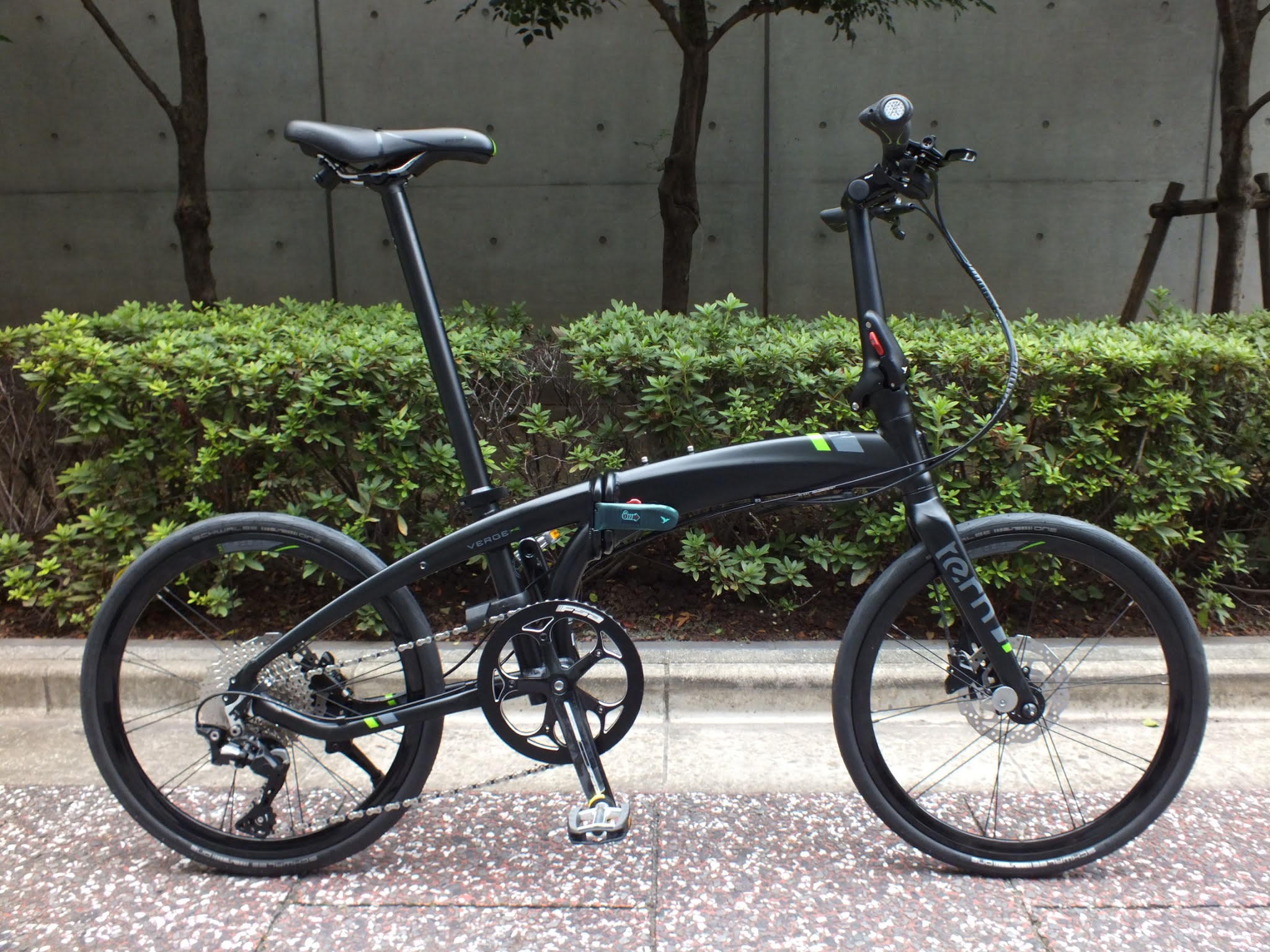 avelo Bicycle shop | アヴェロ バイシクル ショップ 浦和: Tern Verge P10 Satin Black/Gray(Lime) | ターン ヴァージュ P10 ...