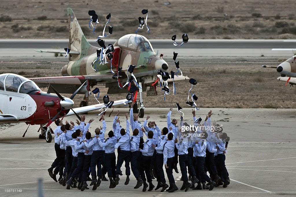 IDF MILITARIA: UNIFORME DE GALA DE LA FUERZA AÉREA (clase A)