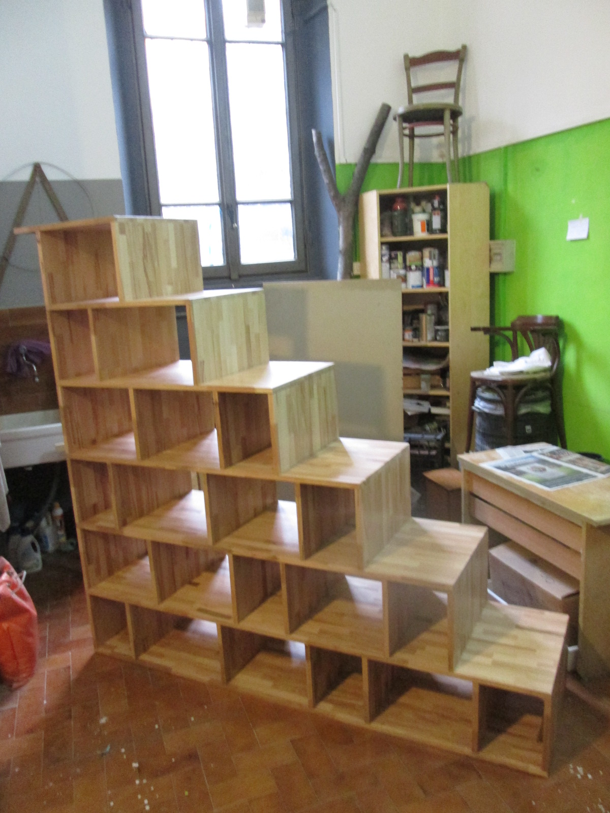 la tana del Truciolo: Scala libreria in faggio massello