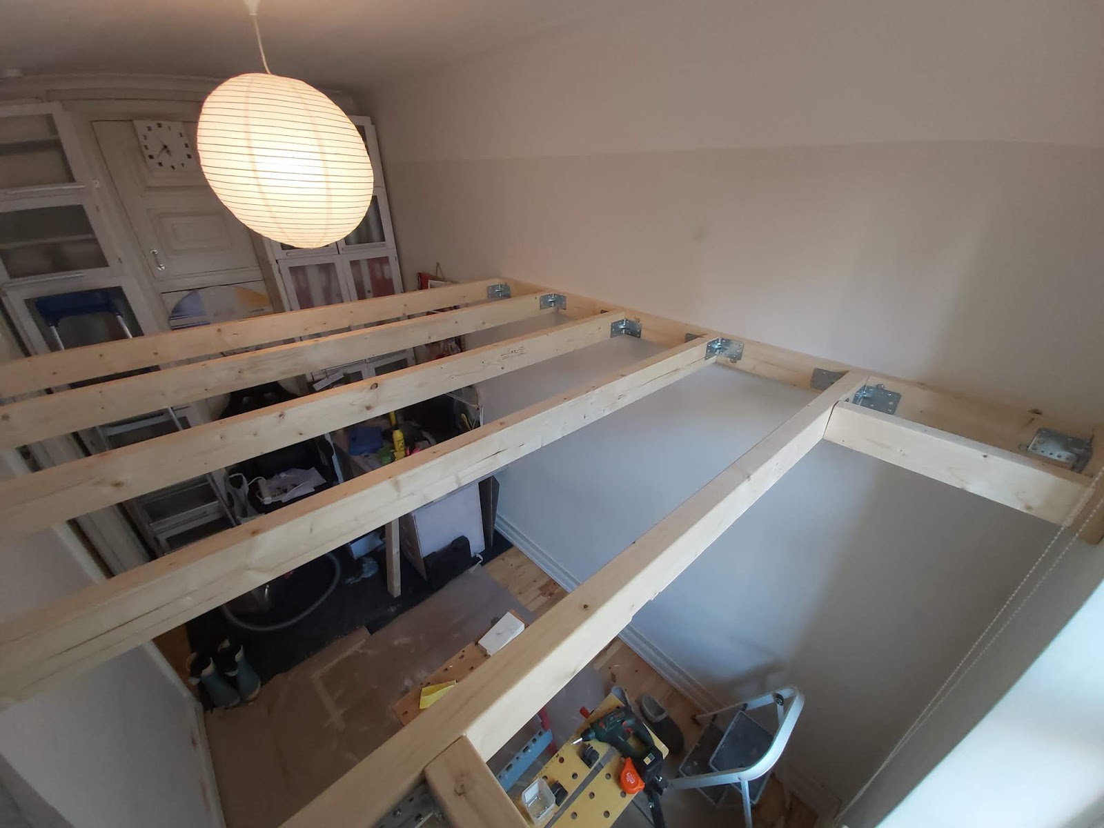 40 ja risat: DIY: Parven rakentaminen