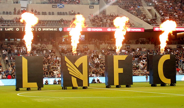 LAFC starts a different line up, Ramirez plays first game with LAFC ...