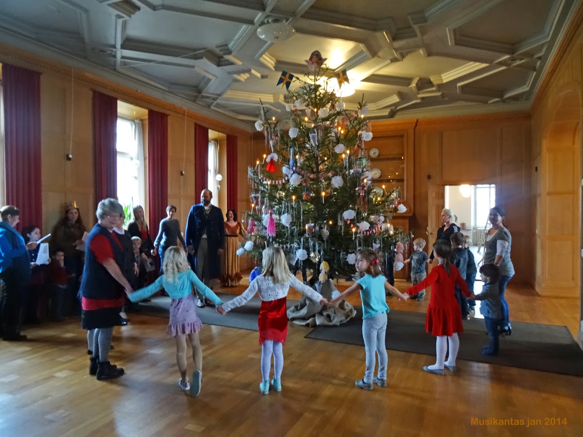 MUSIKANTA: 881 Julgransplundring på Ulriksdals slott