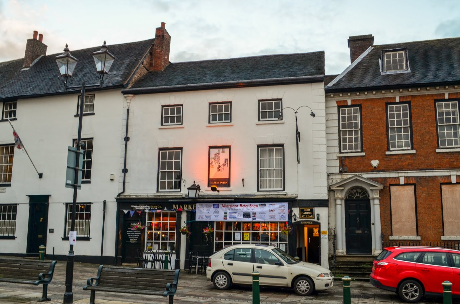 Pubs: Then & Now: #250 Market Tavern, Atherstone, Warwickshire : 1995 ...