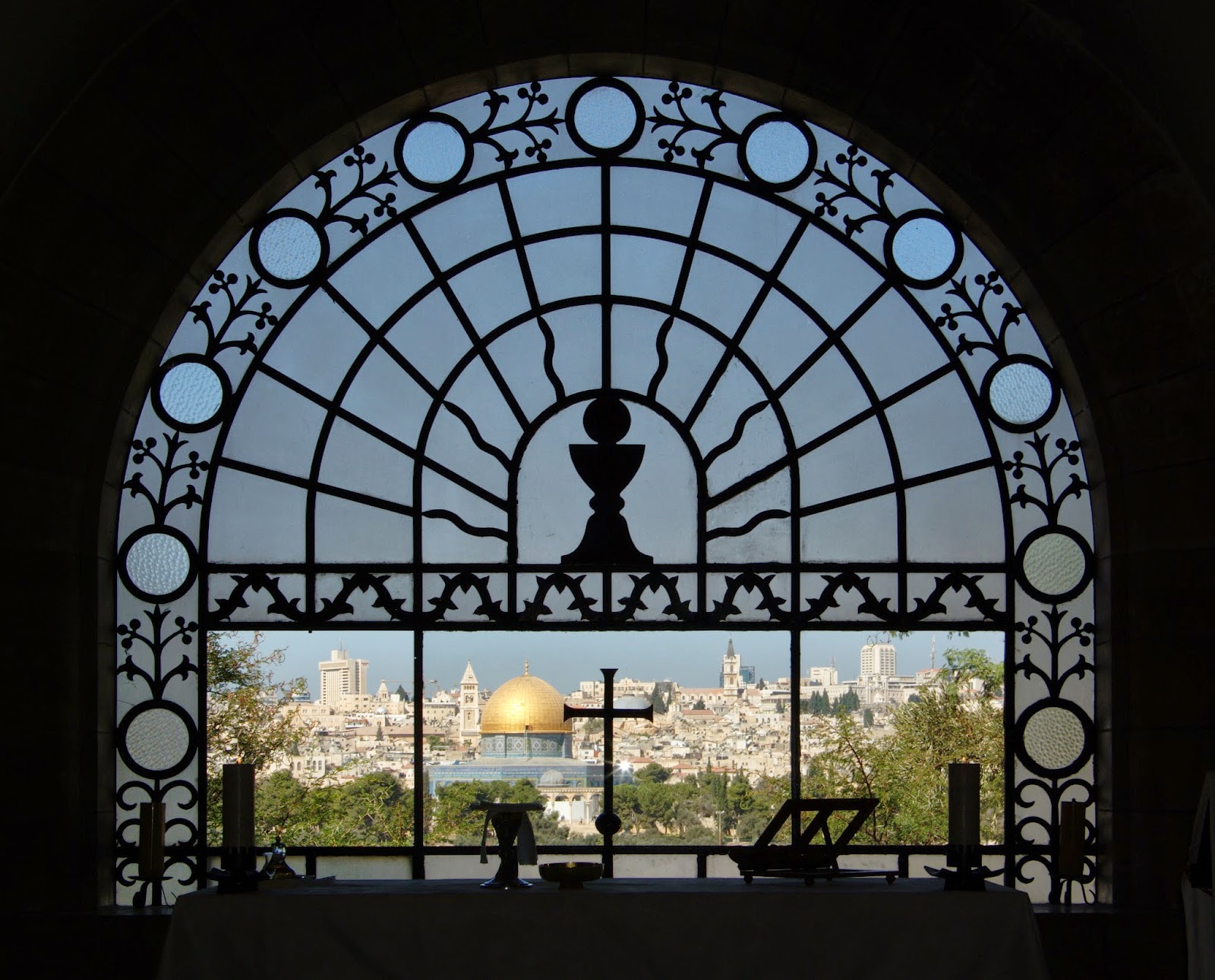 Caminando en Tierra Santa: Capilla del Dominus Flevit (El Señor lloró)