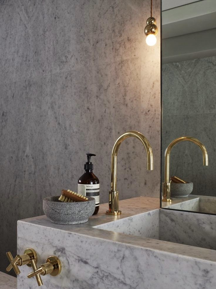 studio karin: MODERNT BADRUM GOES CARRARA ALL IN