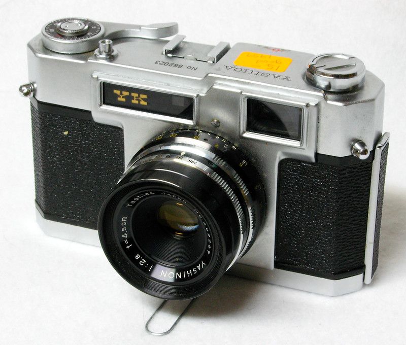 Random Camera Blog: The Yashica Electro 35 CC