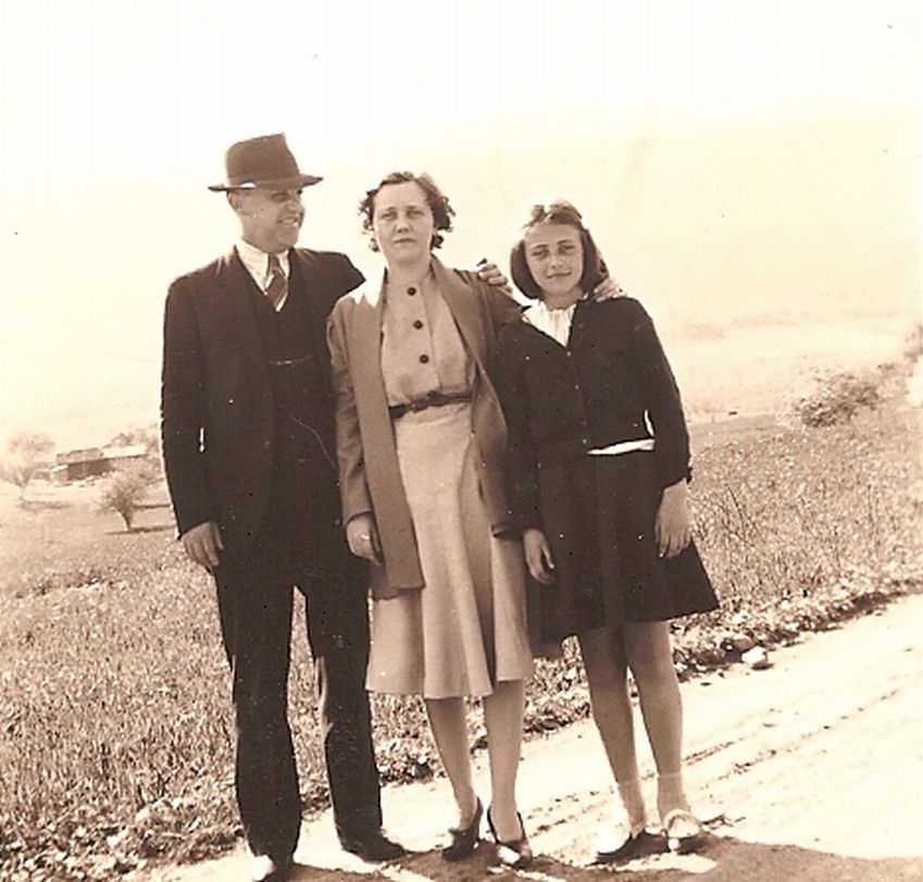 Jollett Etc.: Mary Eleanor Davis Slade - A Beauty for All Ages