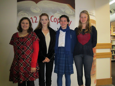 Duncan Ball's blog: The Emily Eyefinger play is on again