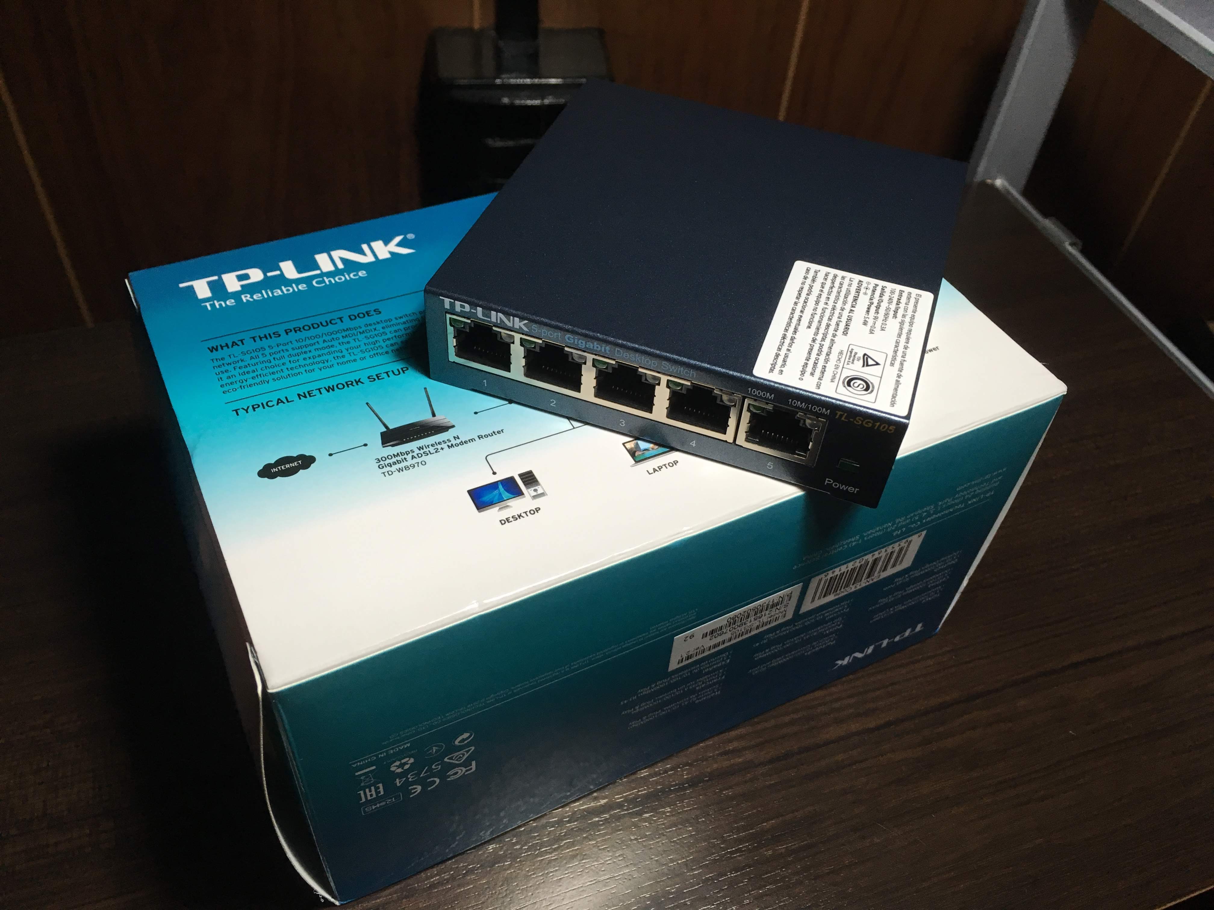 Desktop Switch TP Link TL SG105 - 5 Port Gigabit - 10/100/1000Mbps