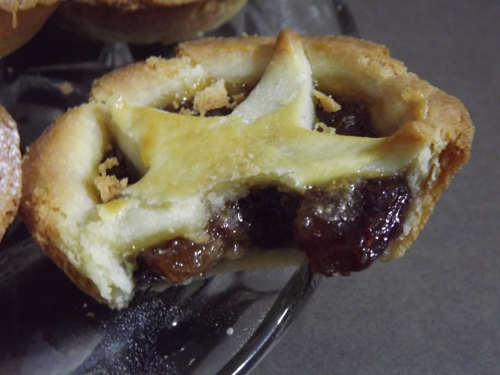 Starry-eyed Mince Pies