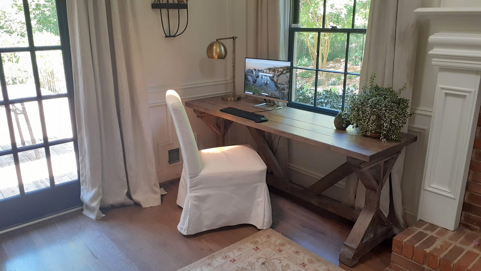 OAK HOUSE DESIGN CO.: DIY Desk for Working at Home {Quarantine Project}
