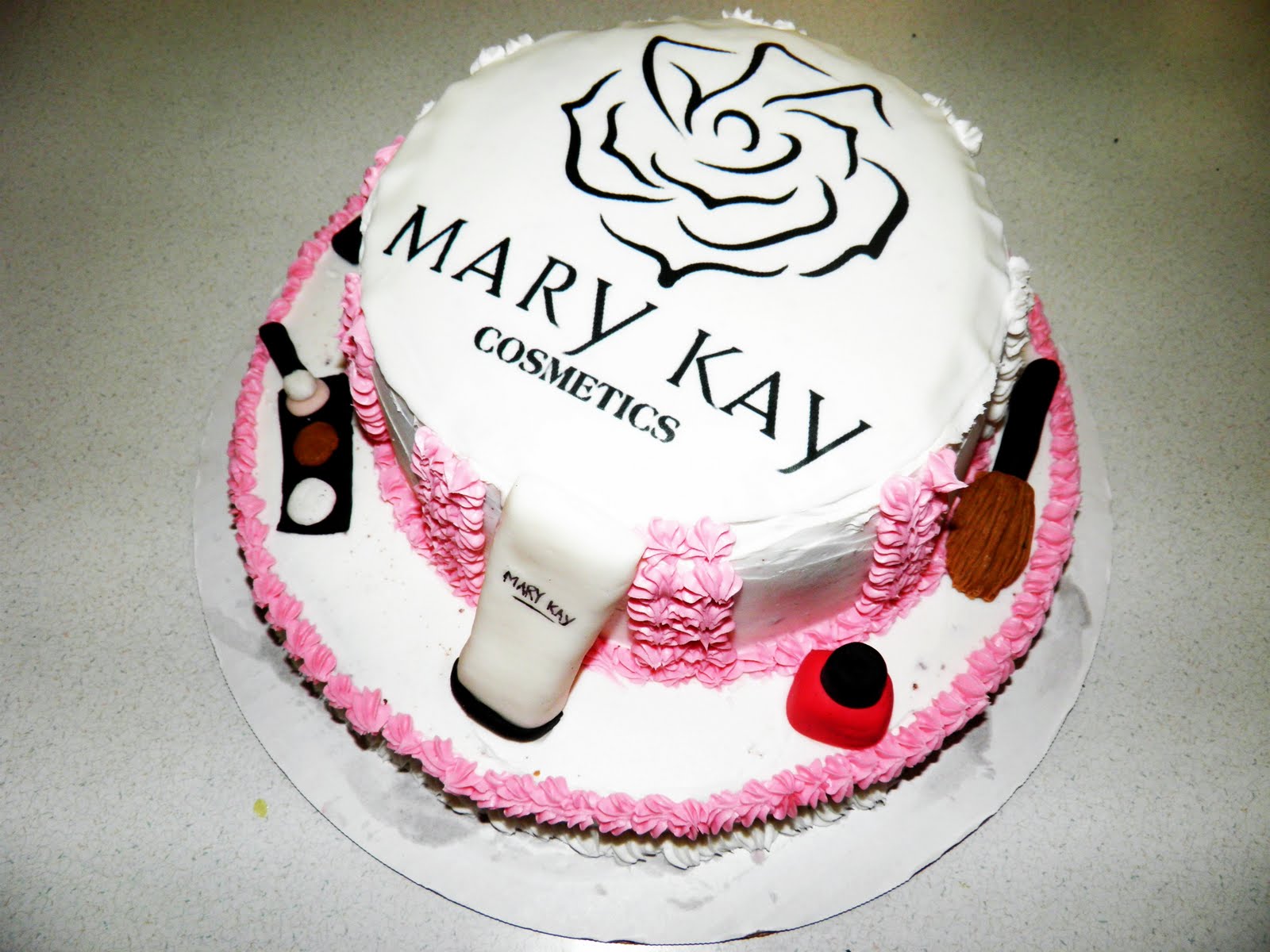 .: Another Mary Kay Cake
