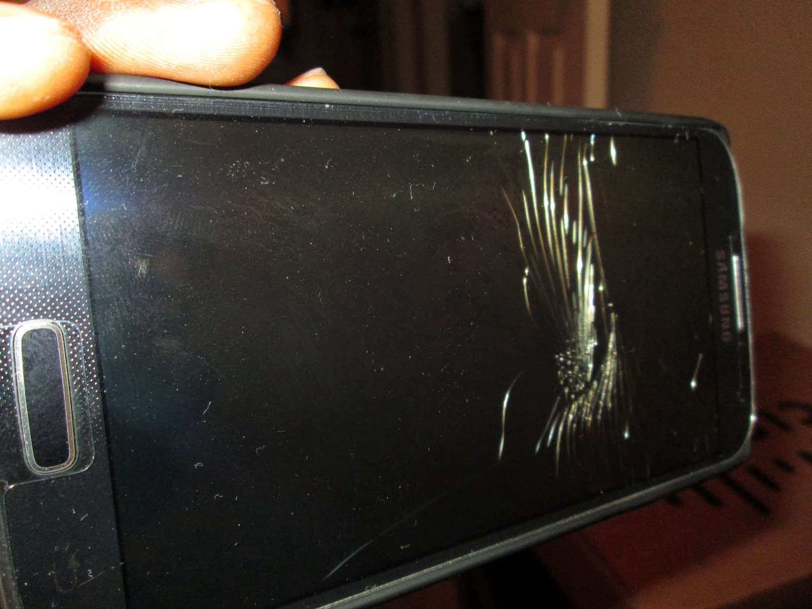 Arun's Blog: Samsung Galaxy S4 cell phone broken screen repair in US
