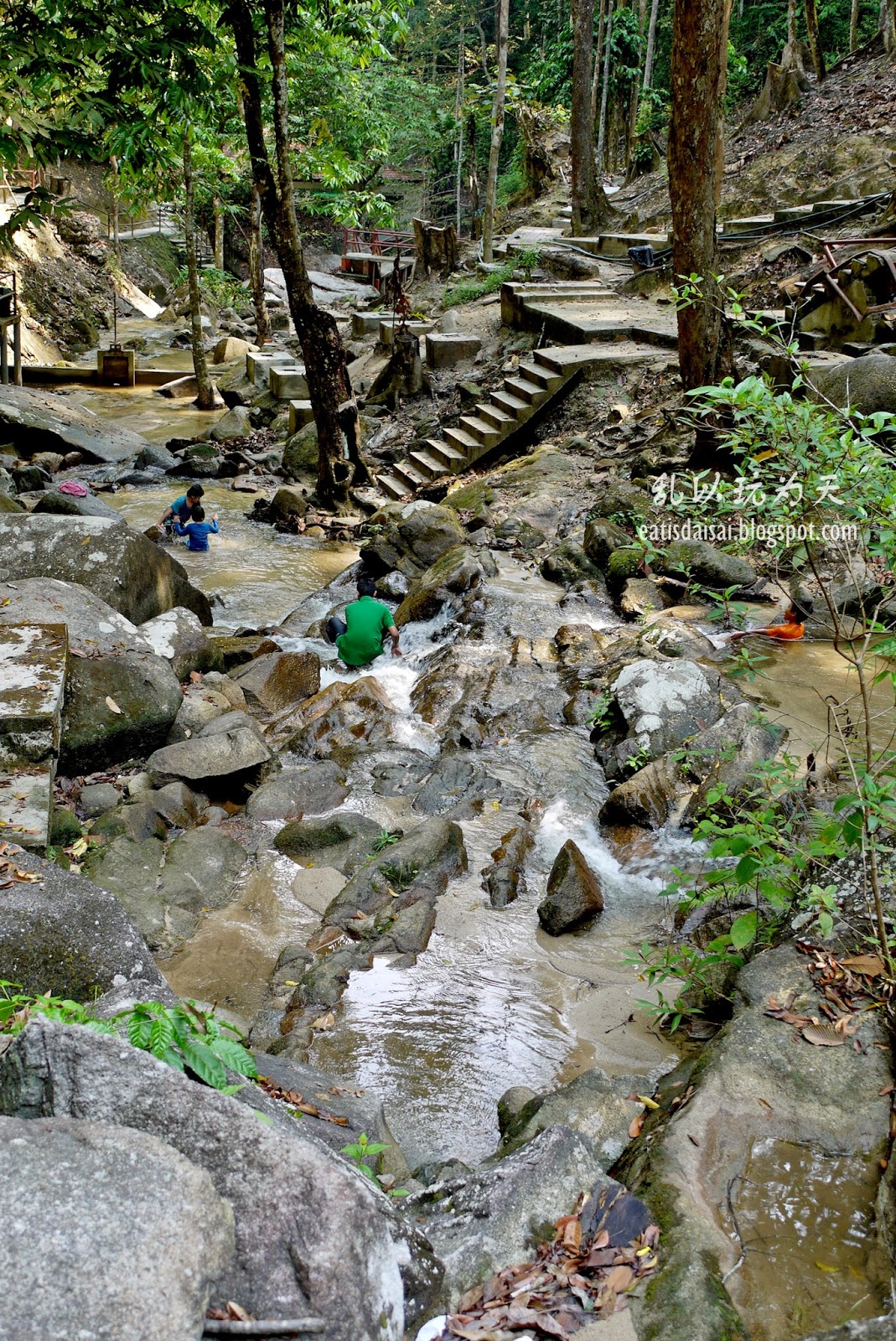 乱以食为天: 【马来西亚】 Waterfall Jeram Toi