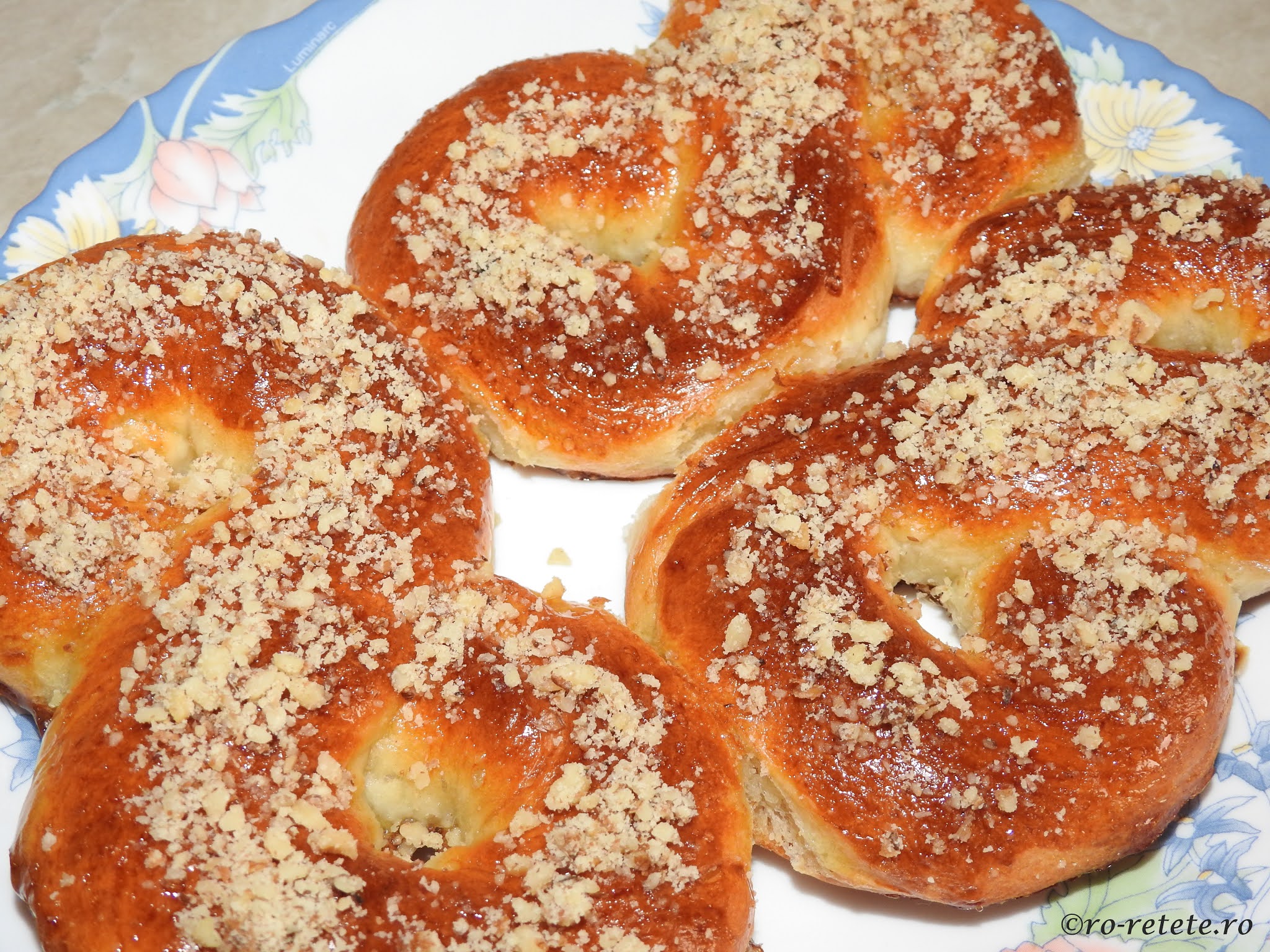 Mucenici moldovenesti reteta | RO-Retete.ro