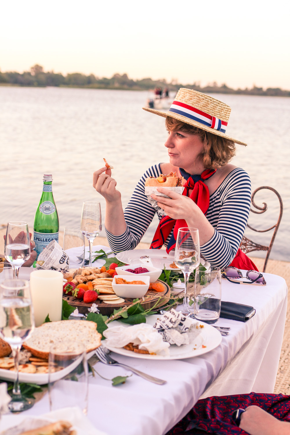 A Spontaneous Dinner on the Lake - Finding Femme