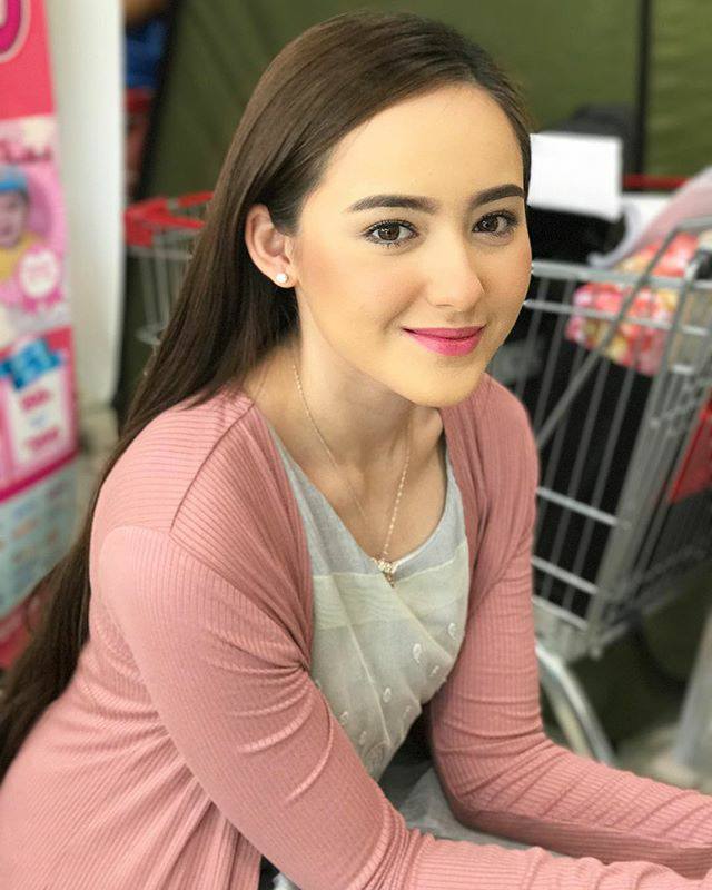 Beauty Of New Actor Hannah Delisha From Singapore - Kaki Share