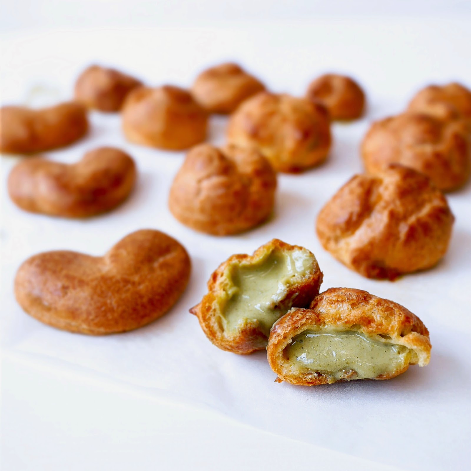 yellowfingers: {Recipe} Matcha Green Tea Cream Puffs