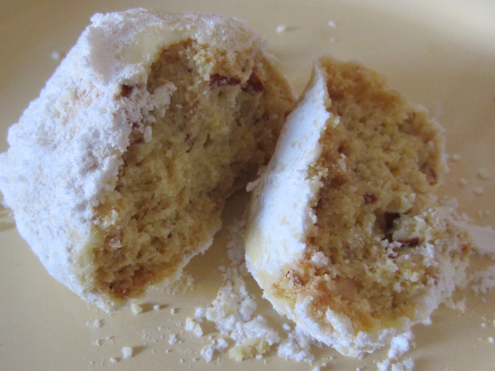 tea with hazel: kourabiethes..greek shortbread