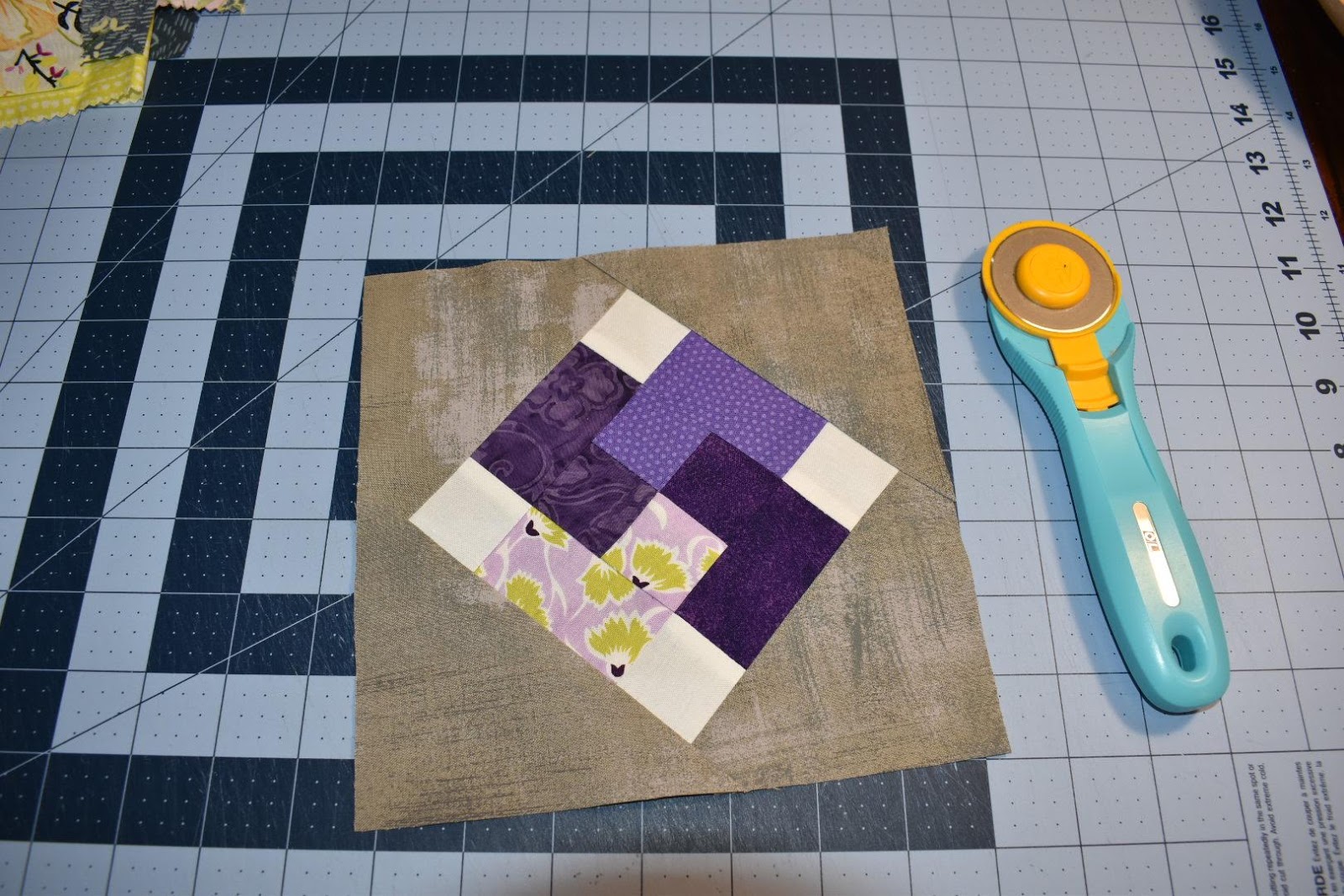 Little Penguin Quilts: Design Wall in Purple