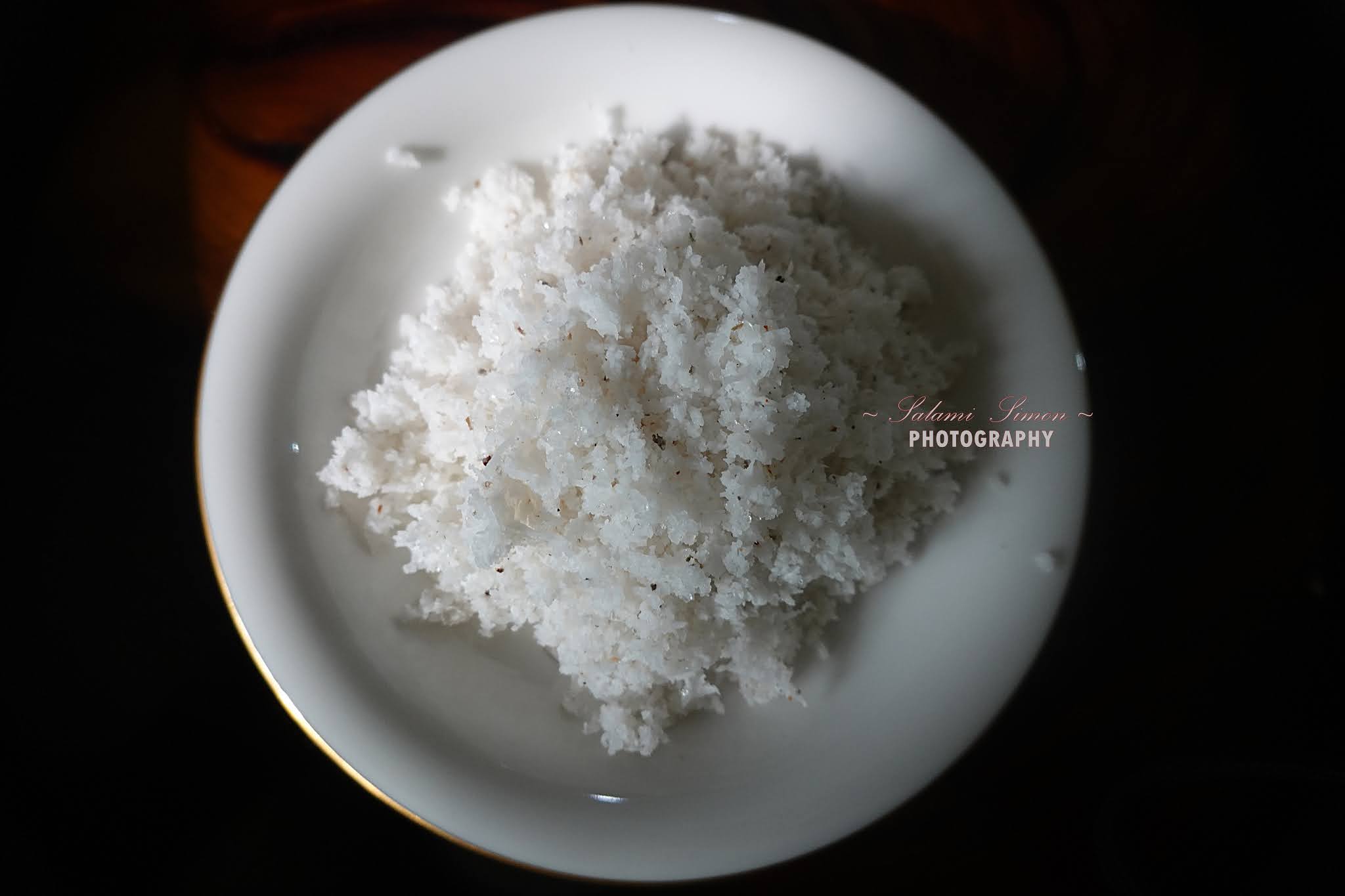 Sembang Petang : Sepiring Ubi Rebus Cecah Kelapa Parut & Secawan Kopi ...