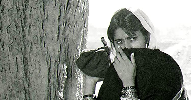 FILLUMS AND FILMING: USKI ROTI