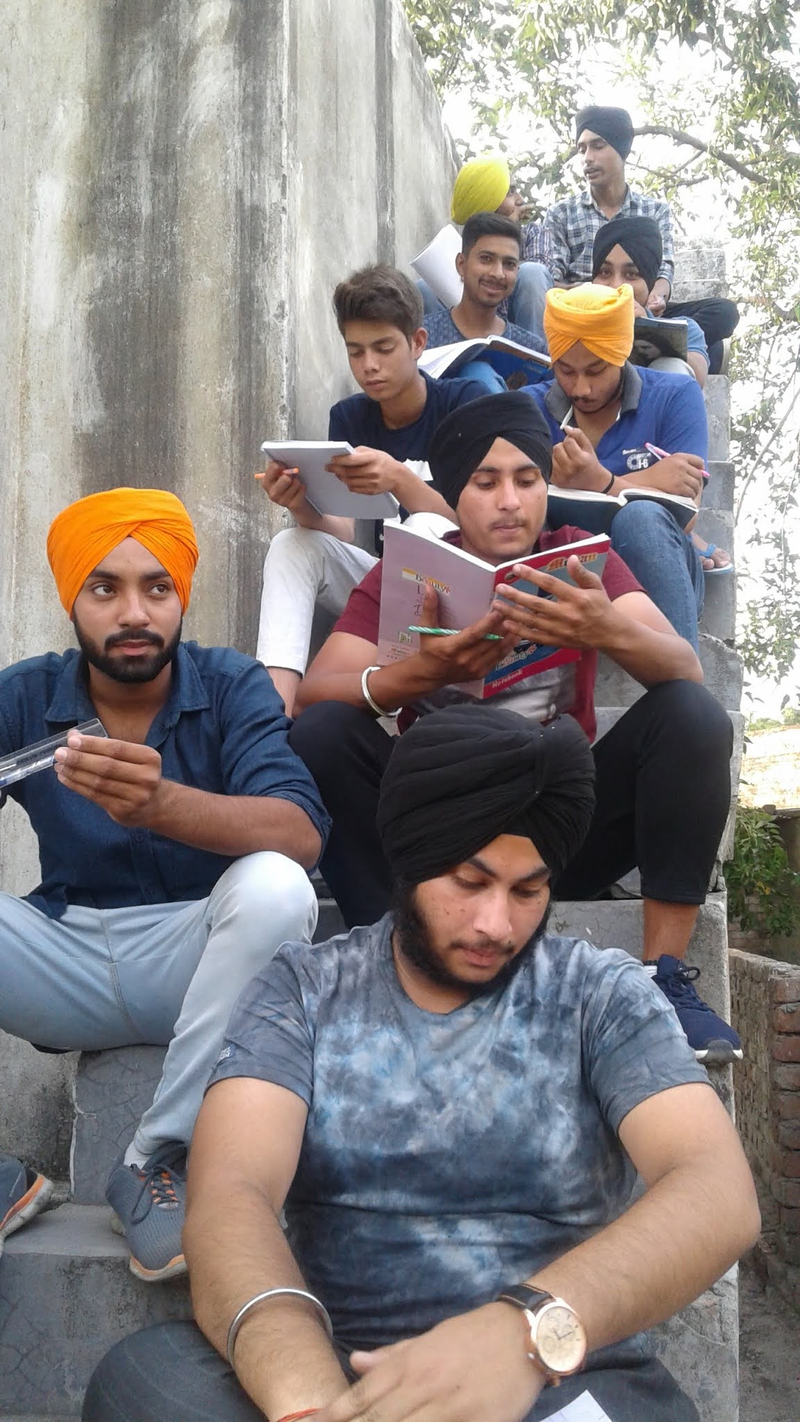 Evening classes with Manish Kumar Meena