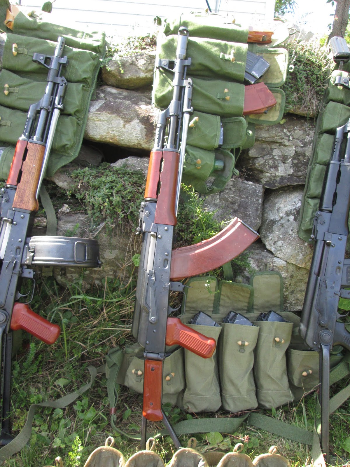 The Chinese AK-47 Blog: Chinese Norinco AK Girls out for the Day