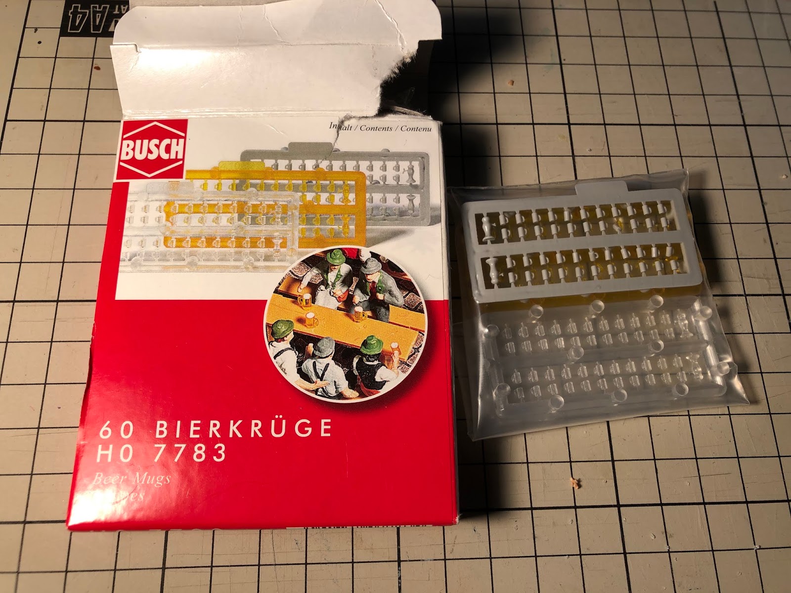 欧州鉄道模型とDCC 始めます！: Ostレイアウト製作35 酒場の家具作り2