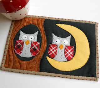 The Patchsmith: Night Owls Mug Rug Pattern