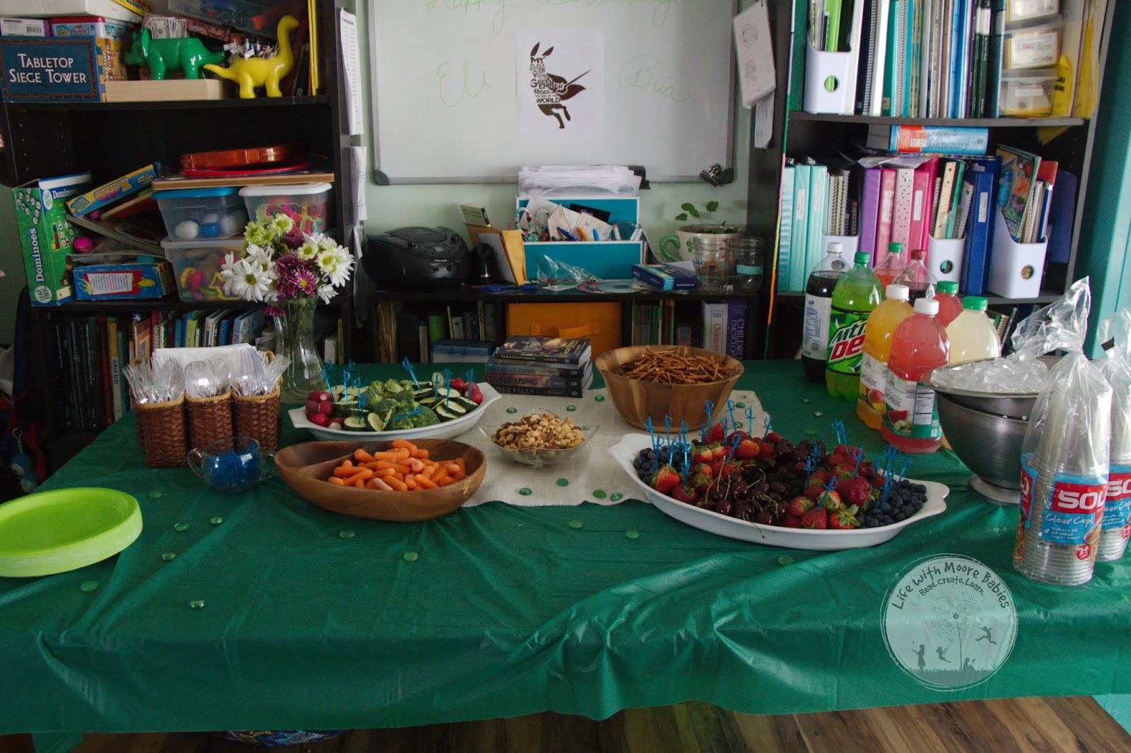 How to Throw a Surprisingly Simple Green Ember Themed Party - Life with ...