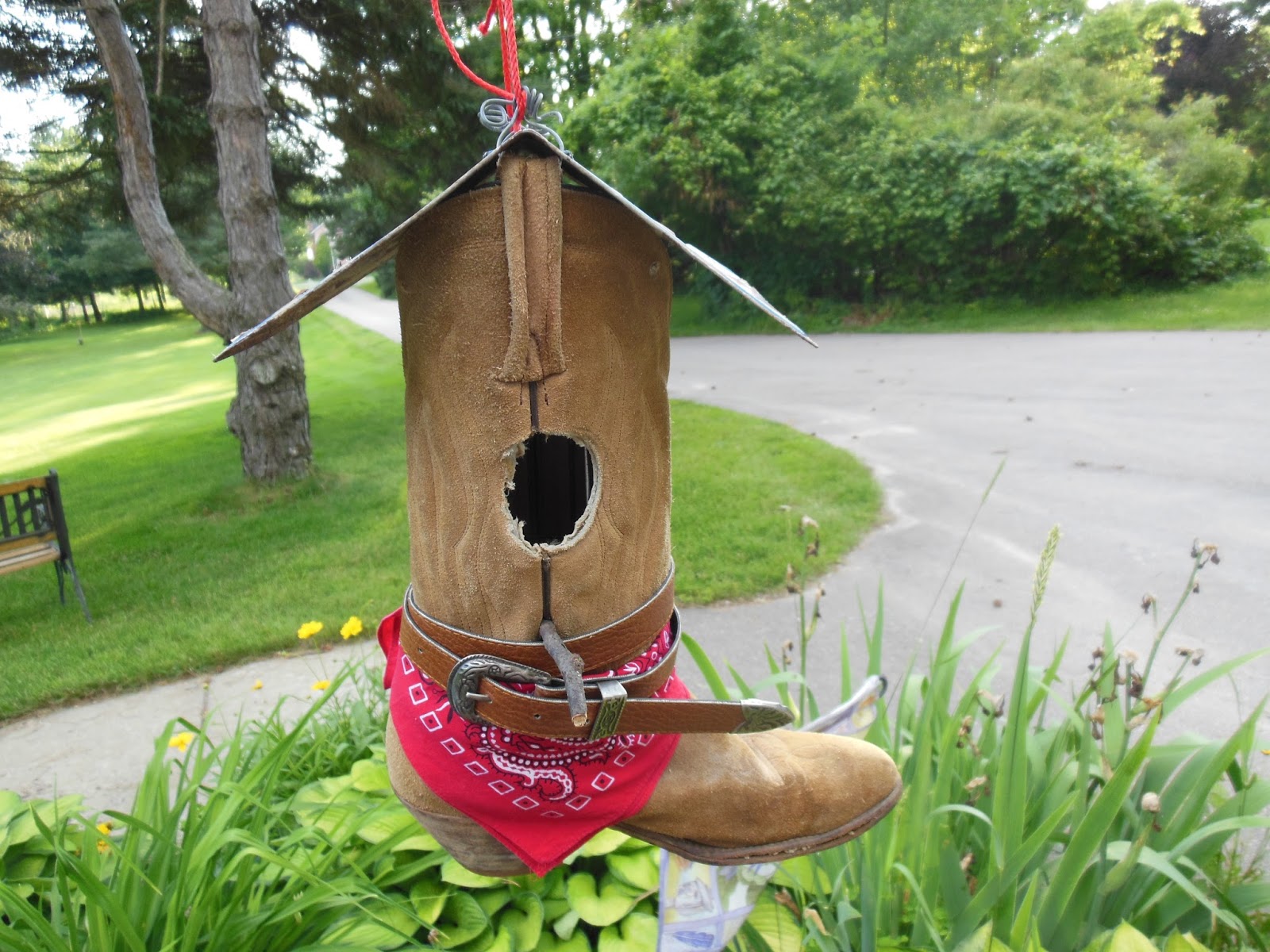Countrygirl Soul: Cowboy Boot Birdhouse