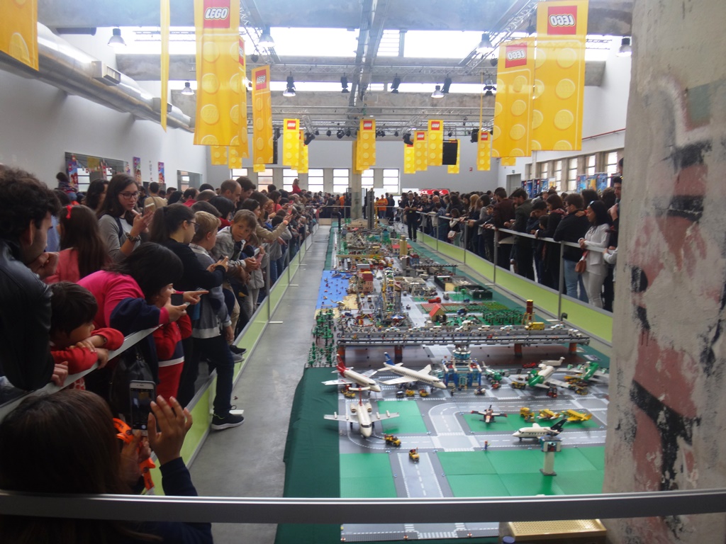 Legos, muitos Legos, em São João da Madeira