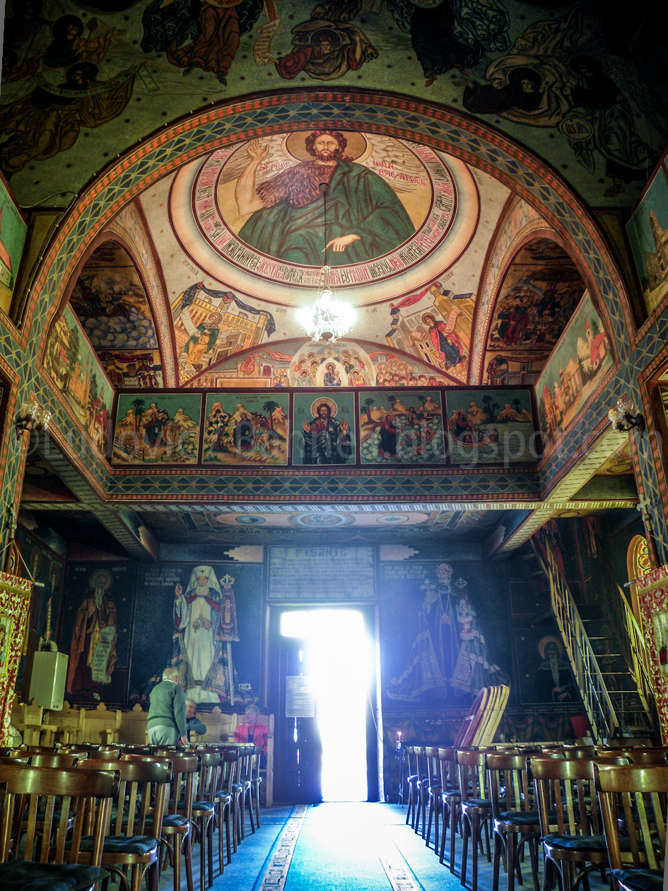 BAHNEA: L'EGLISE ORTHODOXE DE BAHNEA