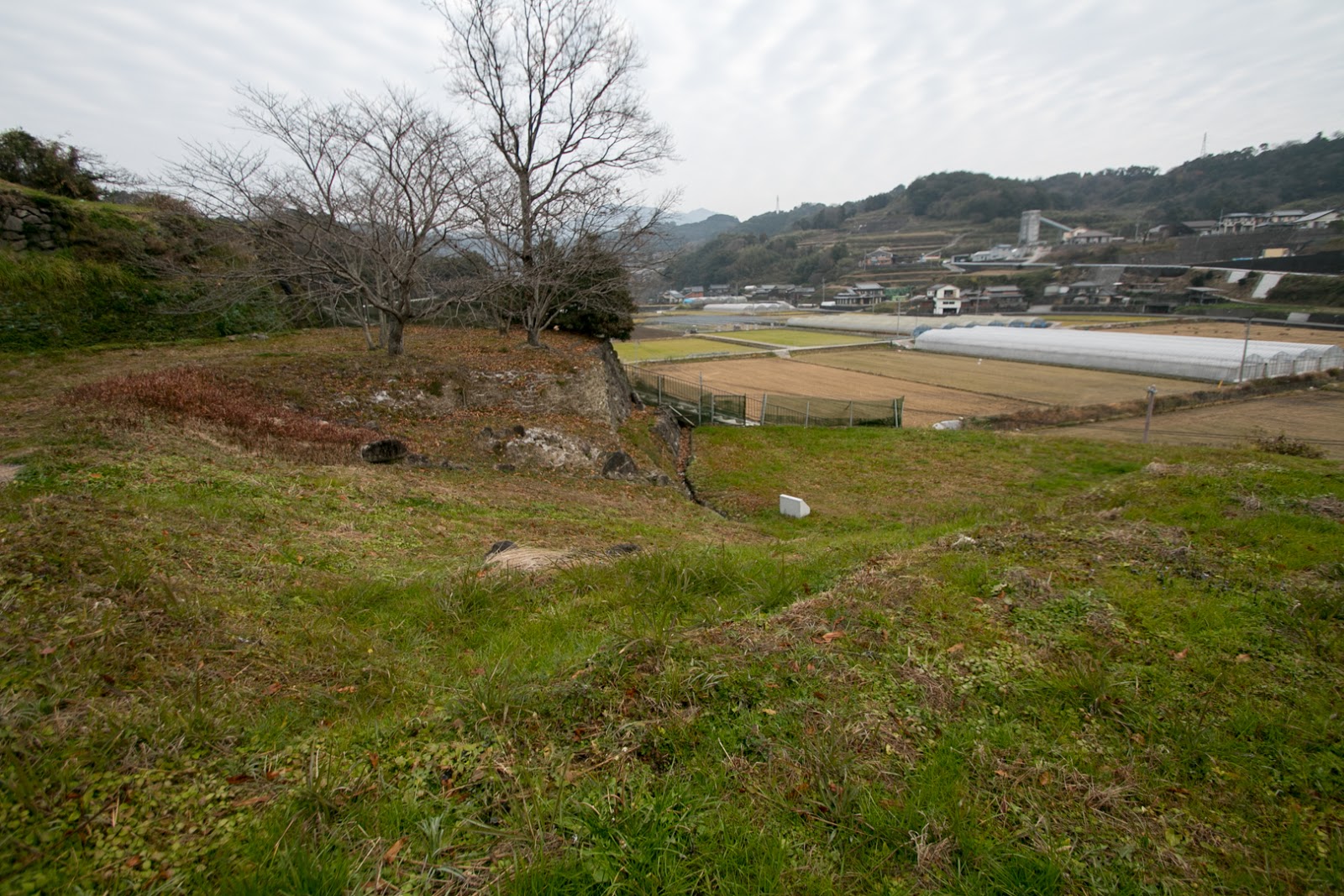 Hinoe Castle -Majestic castle of pious Christian lord- | Ken's Storage ...
