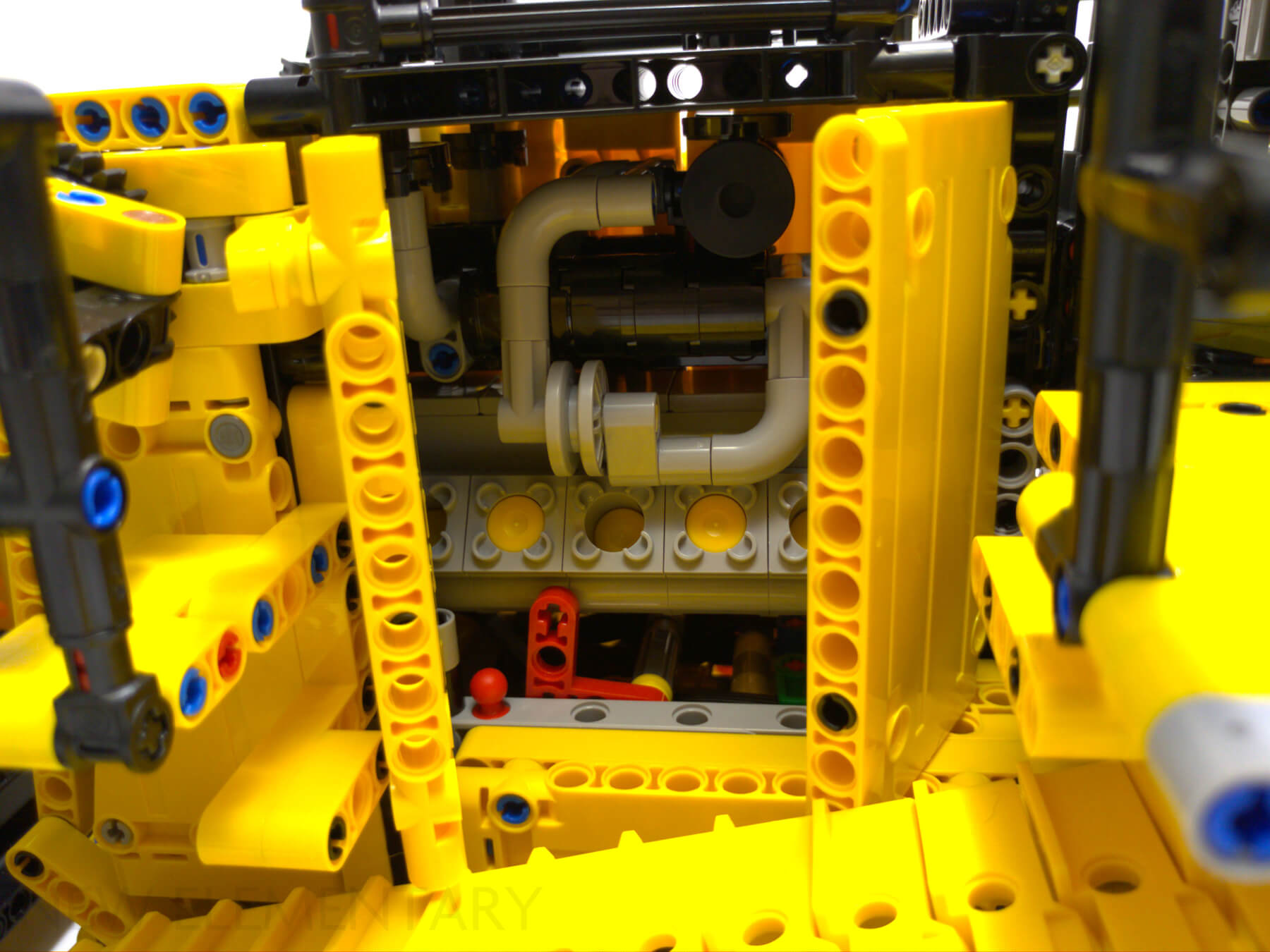 LEGO® Technic review: 42131 Cat D11T Bulldozer | New Elementary: LEGO ...