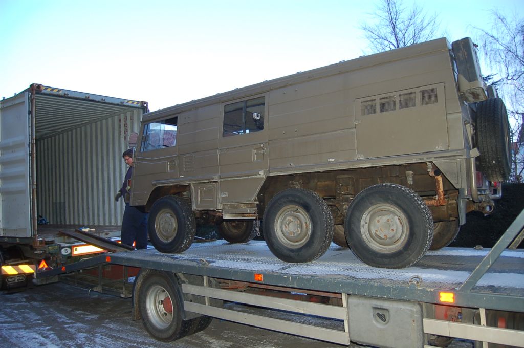 Expedition Imports UniBlog