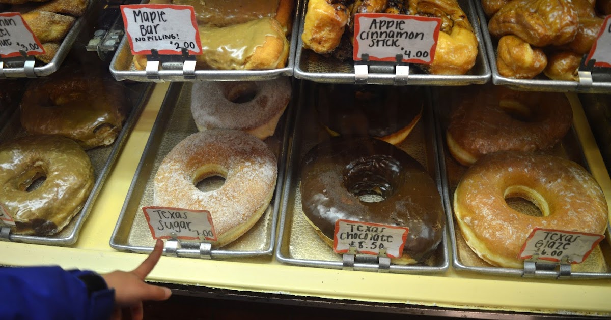 A Visit to Pike Place Bakery and Seluess Chocolates