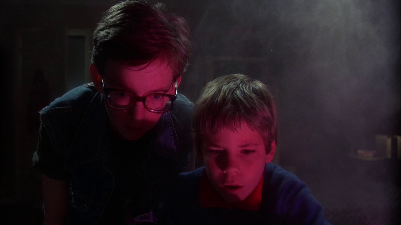 Movie: The Gate (1987) - Fluffy The Vampire Slayer - Cats and Horror blog