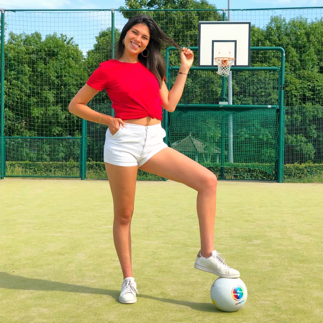 Celine Dept (Tik Tok) Wallpaper, Images, Pic Hd, Photo, Image Hd, Image ...