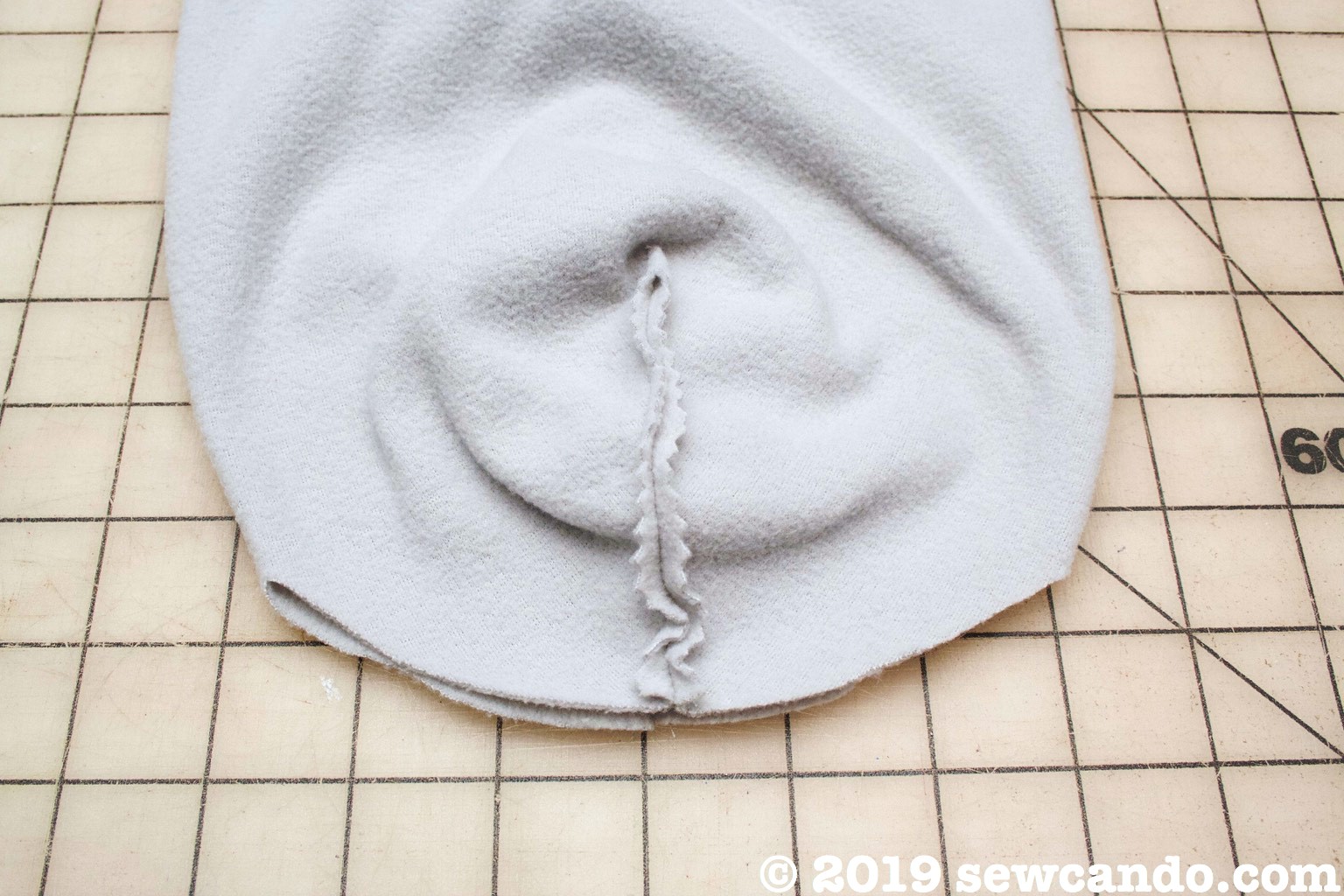 Sew Can Do: Free Pattern: Sweet Little Bunny Hat Tutorial