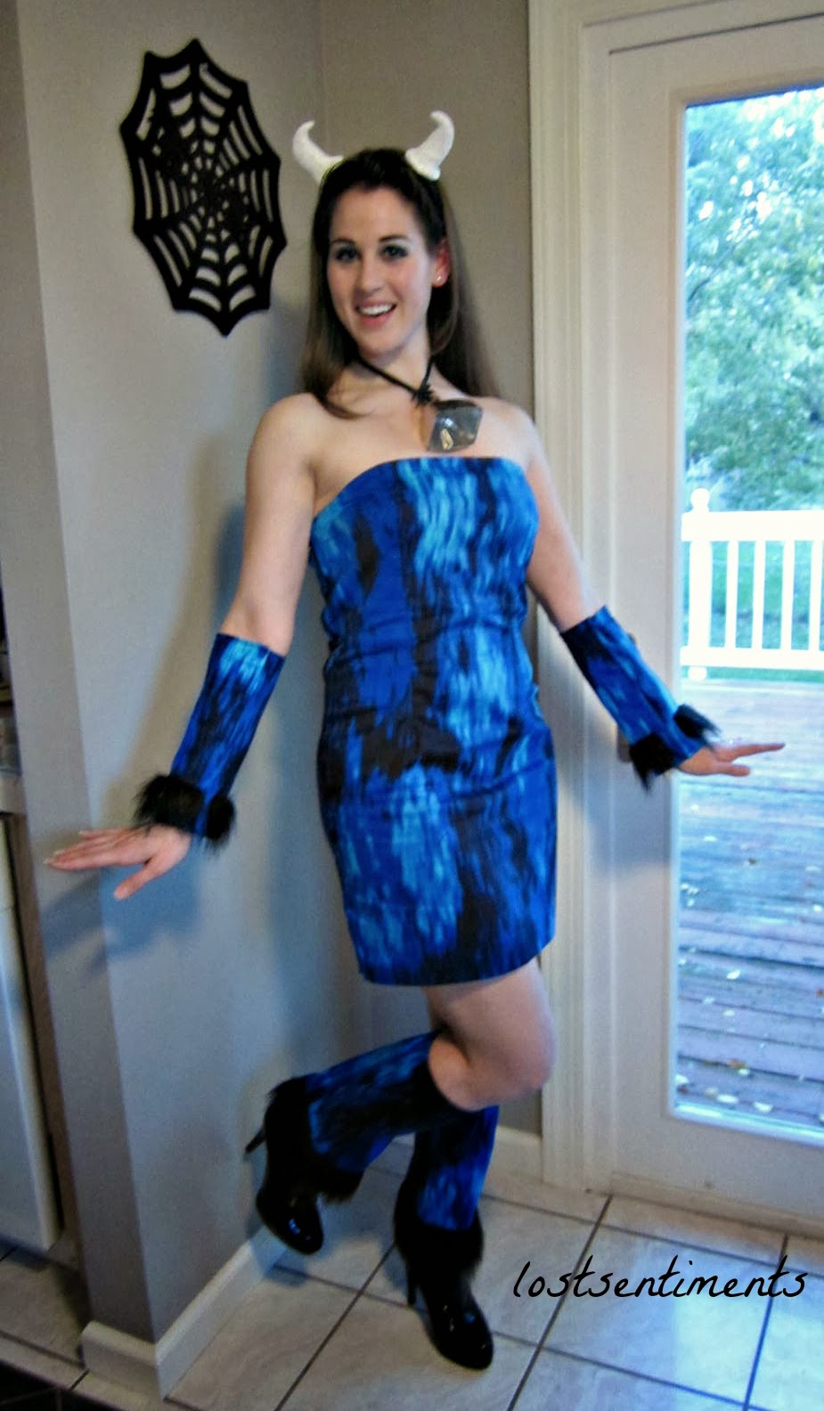 lostsentiments: Paul Bunyan & Babe the Blue Ox Couples Costume...