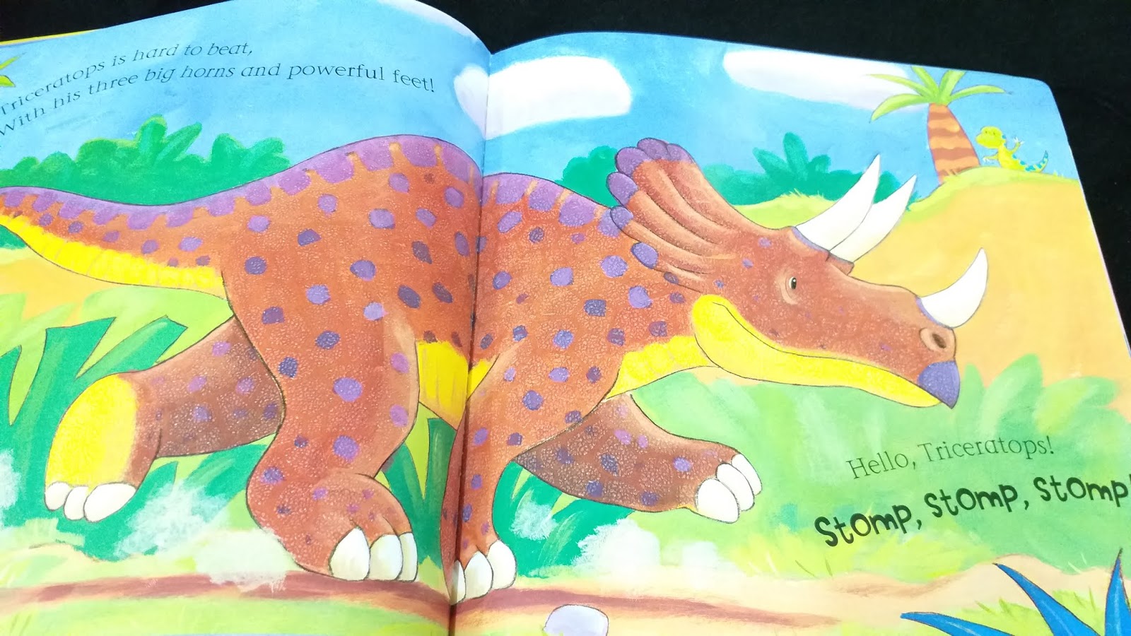 Kid Books Blog: 439.Say Hello to Dinosaures / Dinosaur Stomp